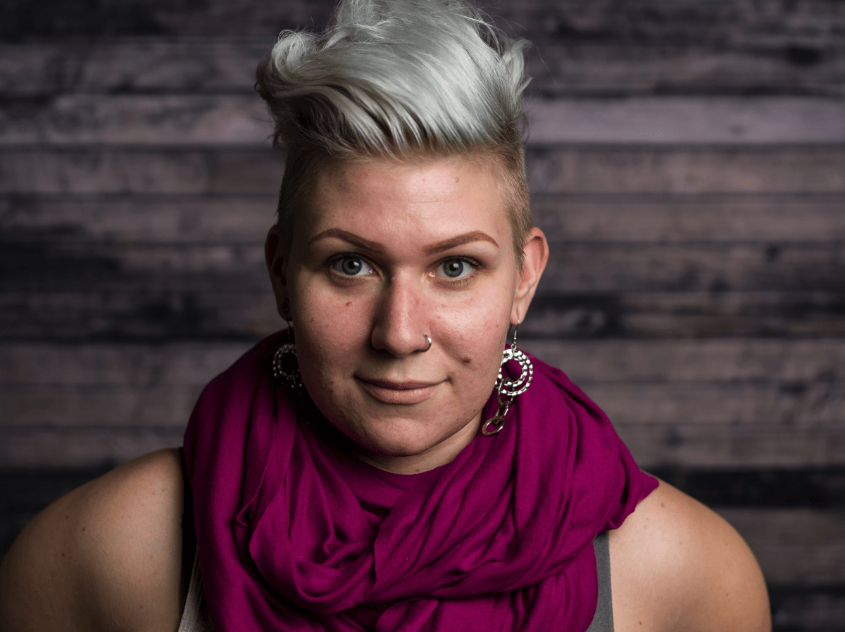 (Video) Desireé Dallagiacomo | Be Mine – The Poet's List